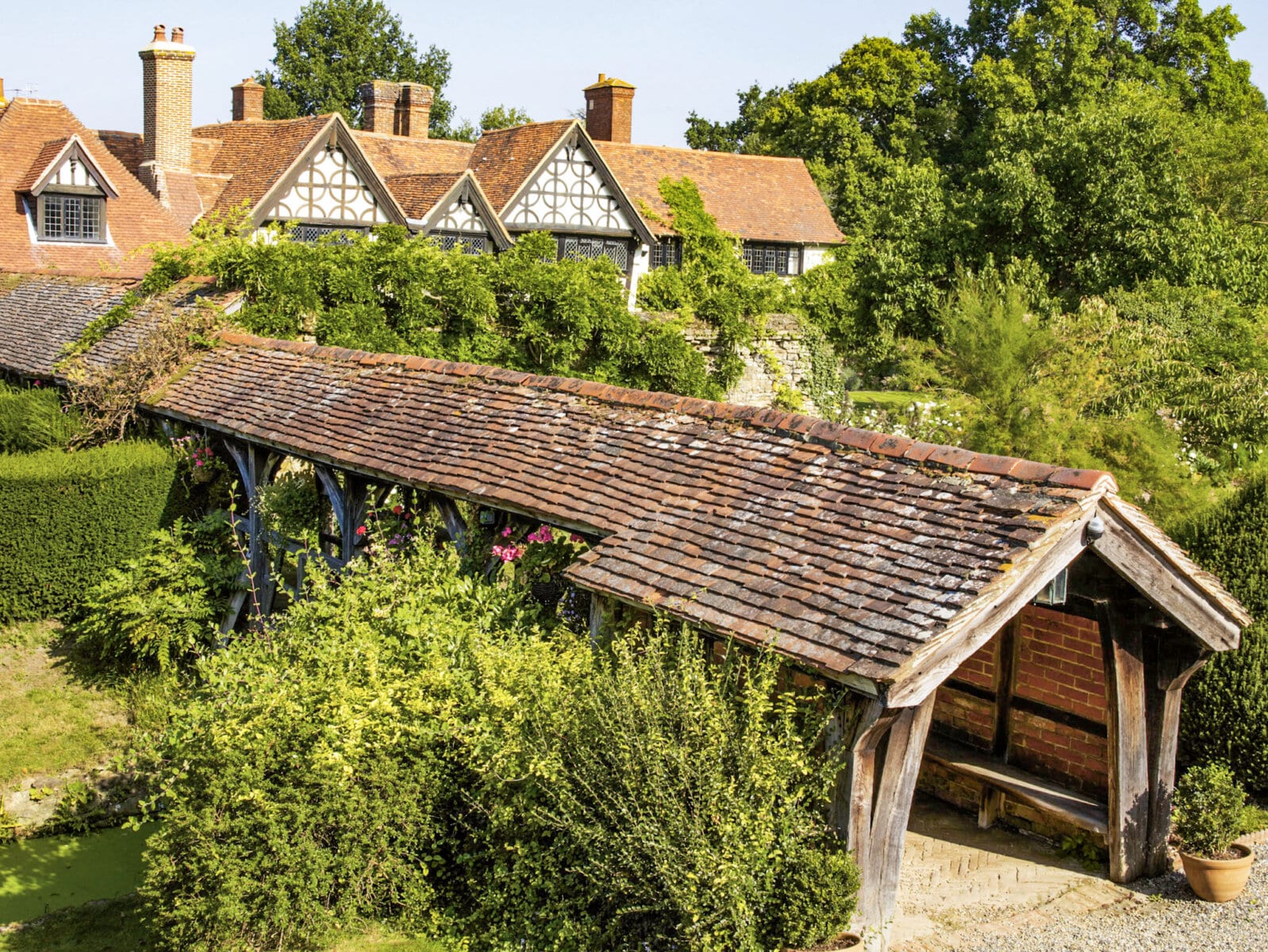 Plan a Summertime Stay in the Surrey Hills - Surrey Hills National ...