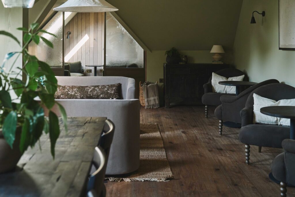 The Boathouse, Guildford - Surrey Hills National Landscape